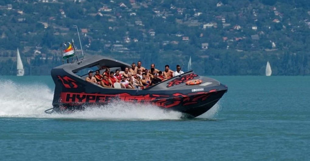 Hyperjet - Extreme Jet Boat hajózás a Balatonon - OneTicket